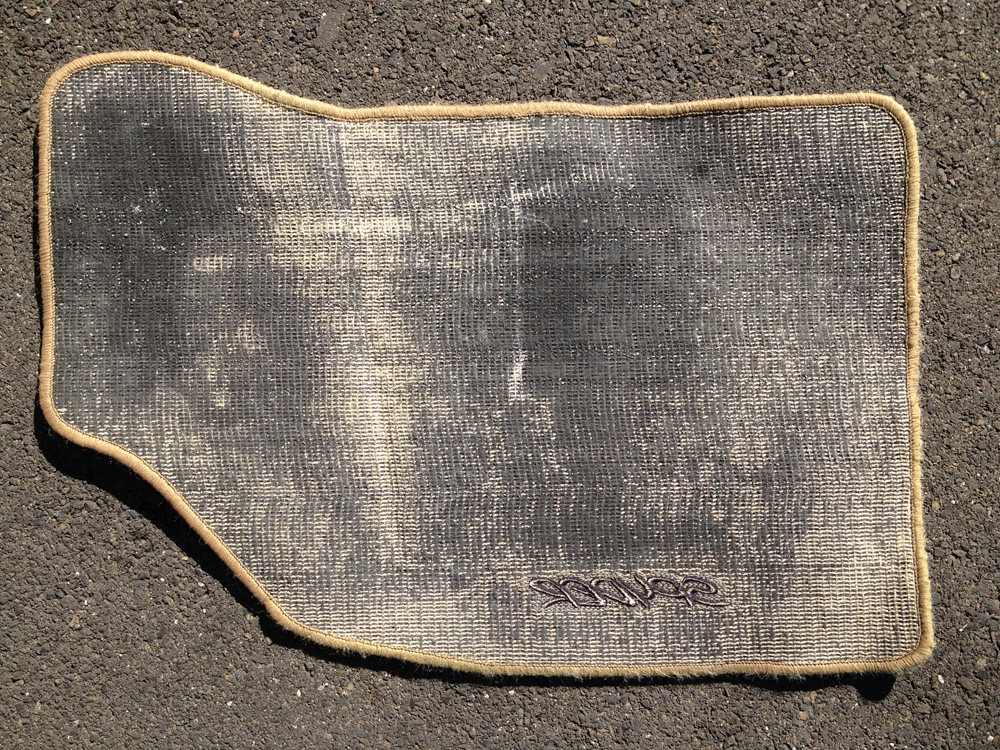 96 Spyder Floor Mats